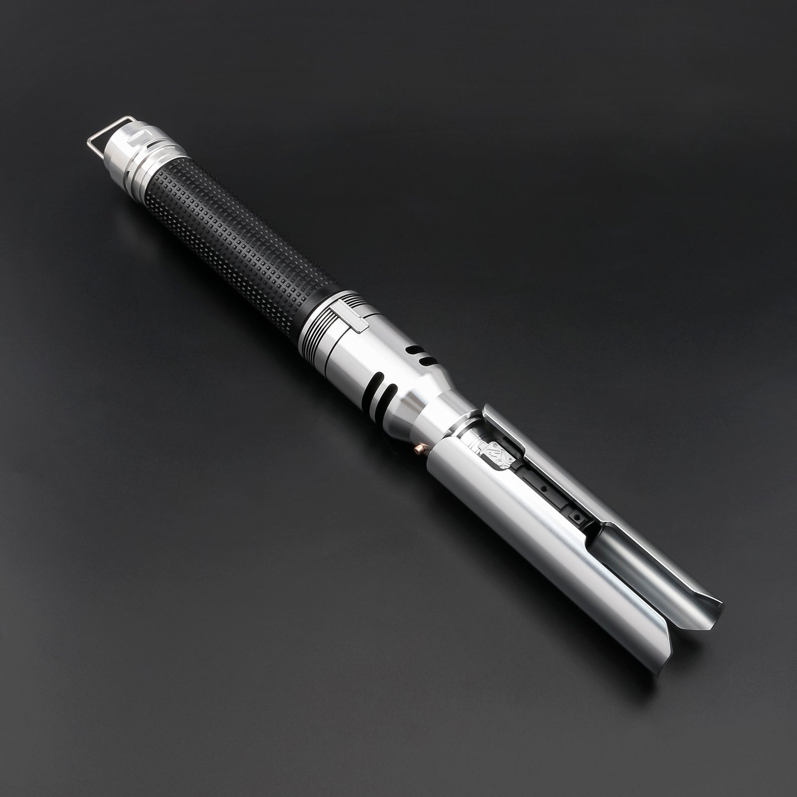 Survivor Lightsaber | Realistic Lightsabers by DynamicSabers